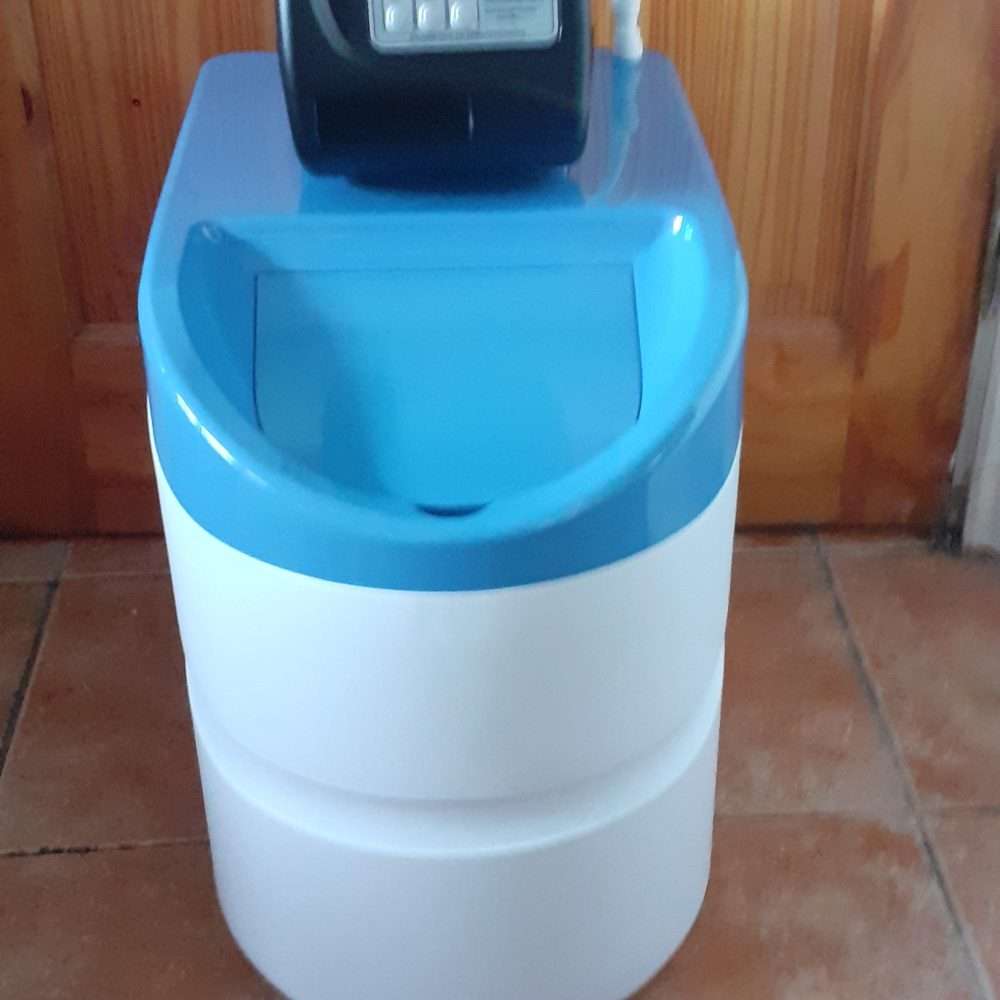 WATER SOFTENER 10LTR CLACK CI VALVE (12 months warranty) - All Ireland ...